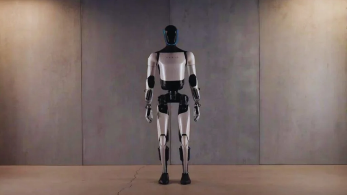 Novo robô da Tesla exibe movimentos cada vez mais naturais