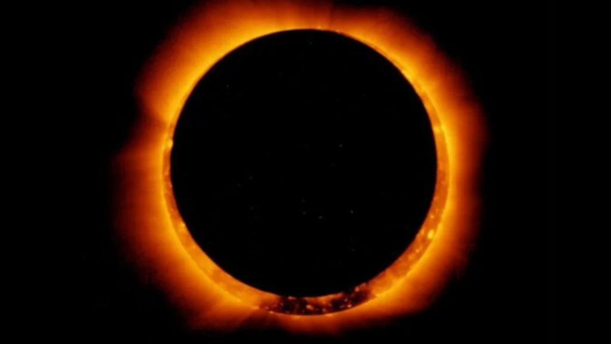 O primeiro eclipse solar de 2026 vai desenhar um espetáculo raro no céu ...